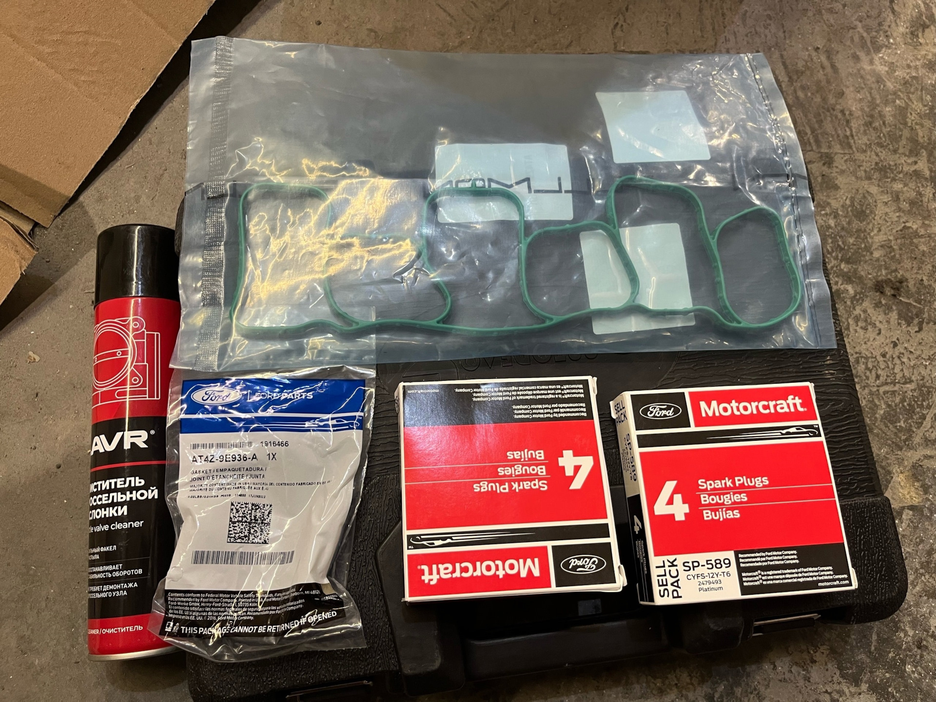 Поменял свечуги — Ford Explorer (5G), 3,5 л, 2013 года | расходники ...