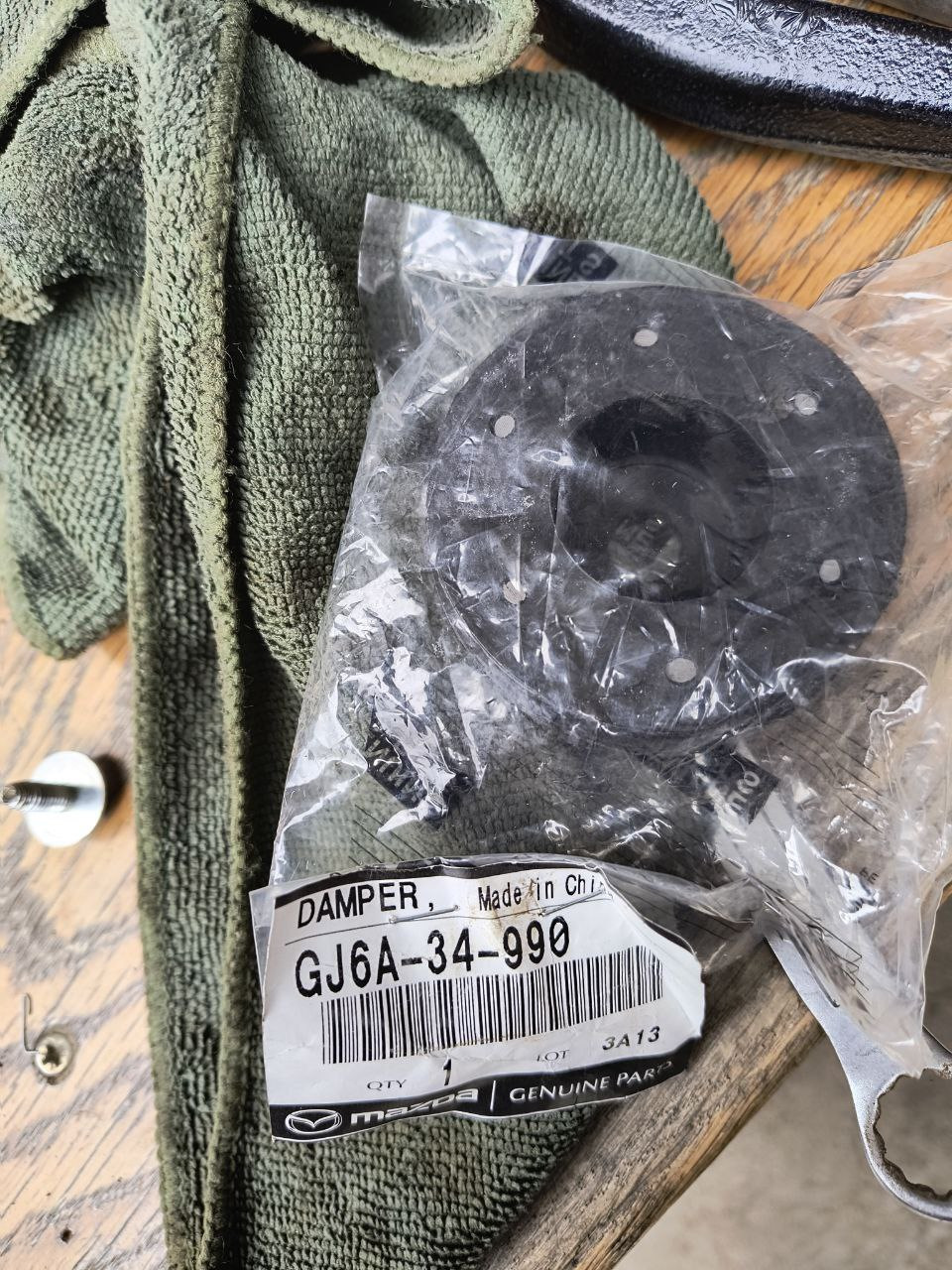 GJ6A34990 ШАЙБА / DAMPER, DYNAMIC Mazda | Запчасти на DRIVE2