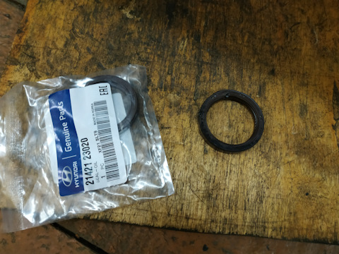 2142123020 САЛЬНИК КОЛЕНВАЛА ЛОБОВОЙ KIA HYUNDAI | Запчасти на DRIVE2