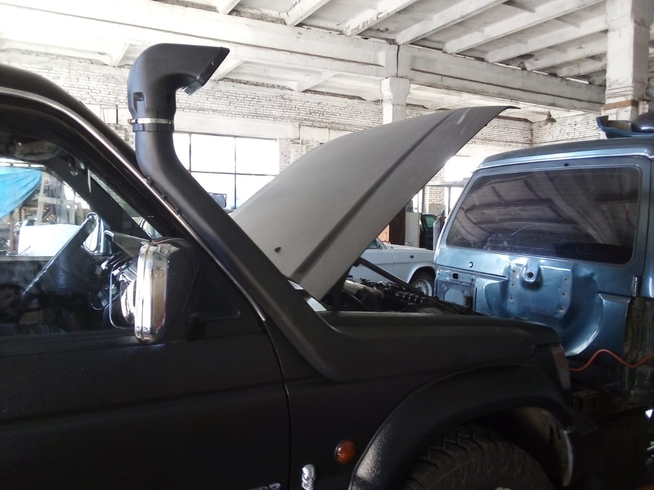 Шноркель и капот :) — Mitsubishi Pajero (2G), 2,5 л, 1993 года | тюнинг ...