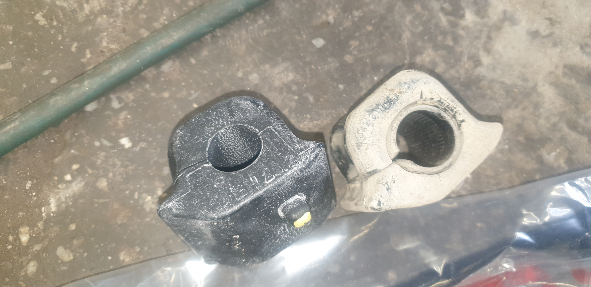 Первый ремонт подвески и проставки кузова ч.1 — Toyota Prius (30), 1,8 ...