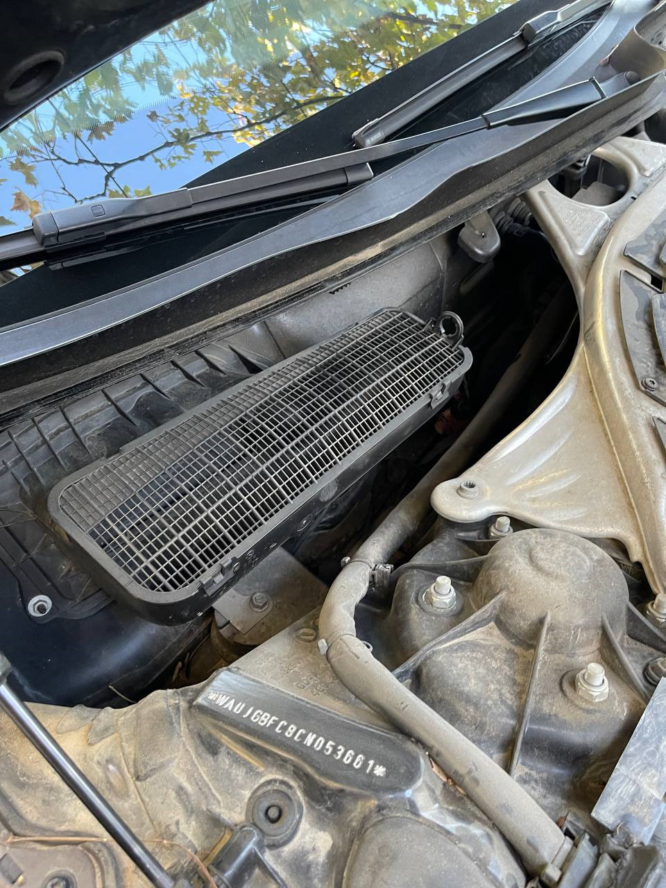 Дополнительный фильтр салона — Audi A6 (C7), 3 л, 2011 года ...