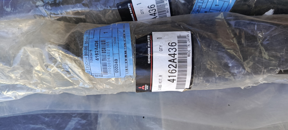 Замена задних амортизаторов — Mitsubishi Pajero (4G), 3,5 л, 2015 года ...