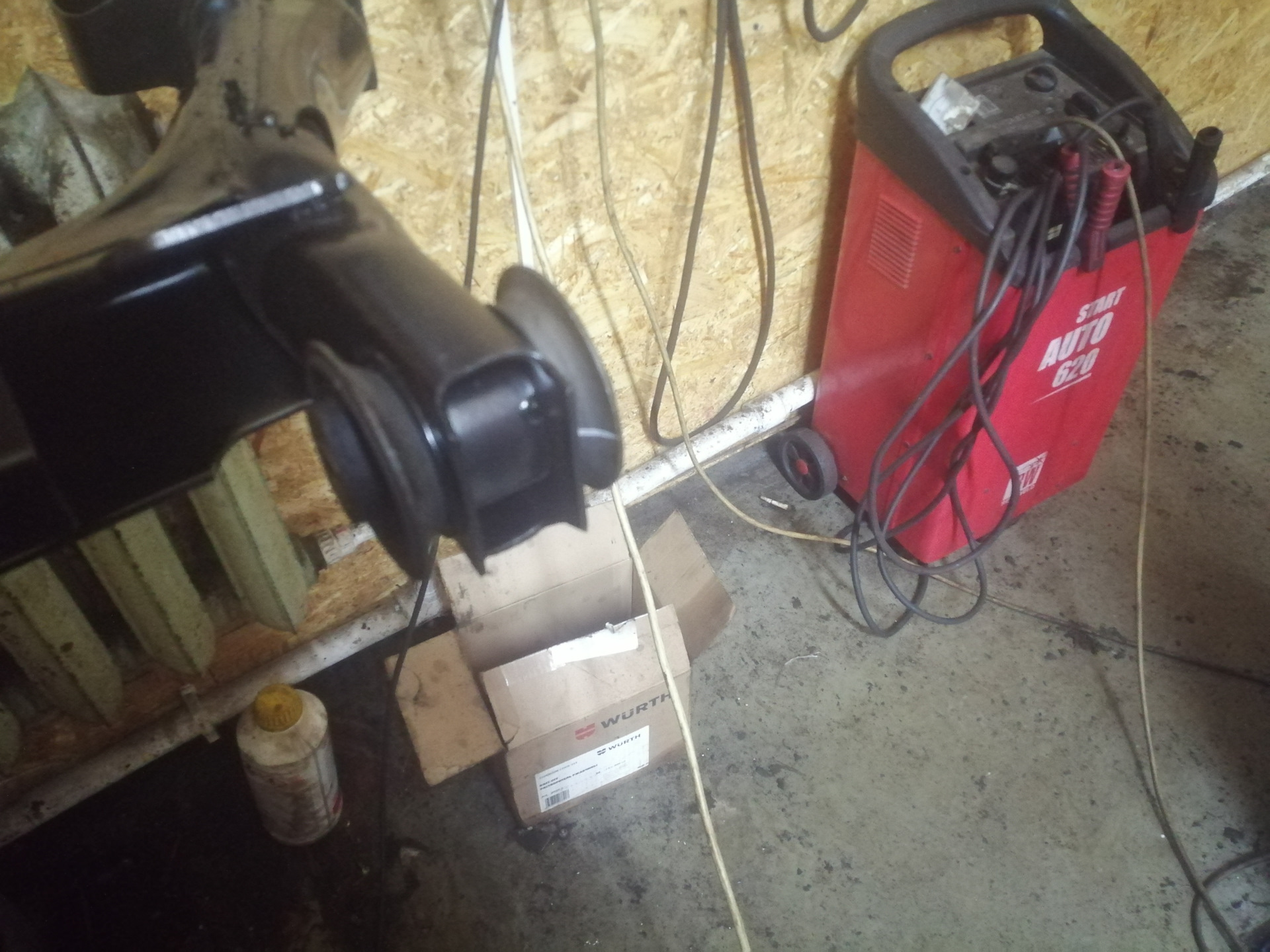 Замена задней балки — Volkswagen Passat Variant (B2), 1,6 л, 1985 года ...