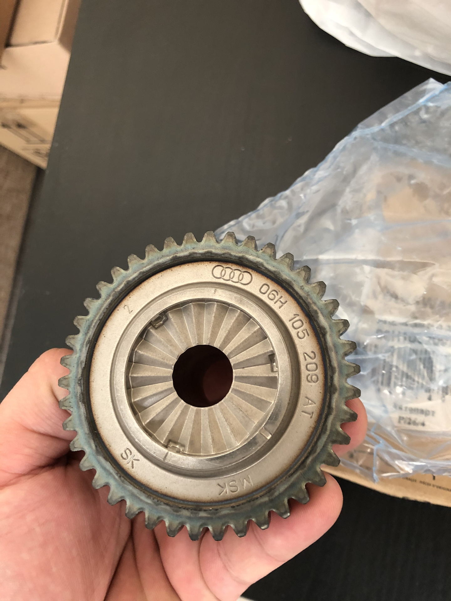 Ну вот постепенно запчасти приходят новые — Audi Q5 (1G), 2 л, 2009 ...