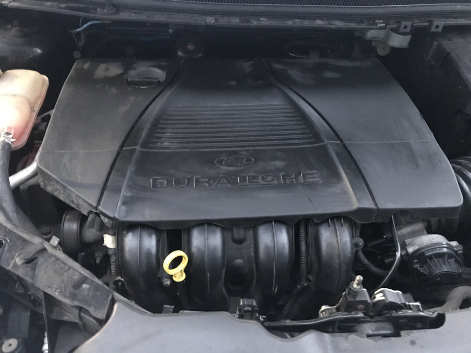 Замена прокладки клапанной крышки — Ford Focus Hatchback II, 1,8 л ...