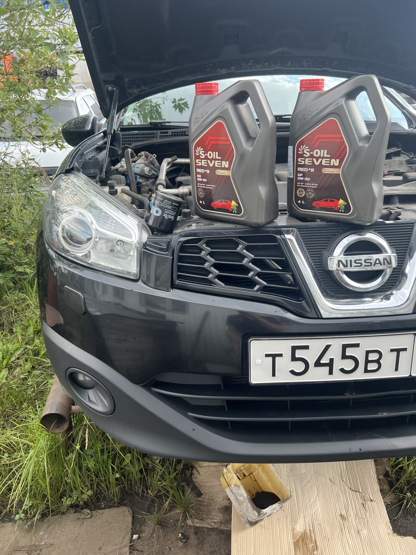 Замена масла 172.070км S-oil red 9 SP 0w30 — Nissan Qashqai (1G), 2,5 л ...