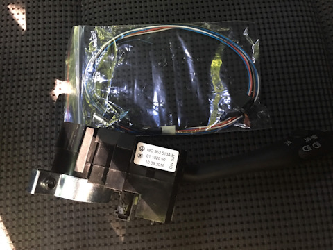 18G953513A Мигающий указатель VAG | Запчасти на DRIVE2