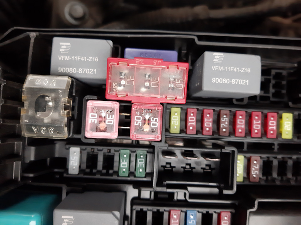 Отключение омывателей фар — Toyota C-HR, 2 л, 2018 года | электроника ...