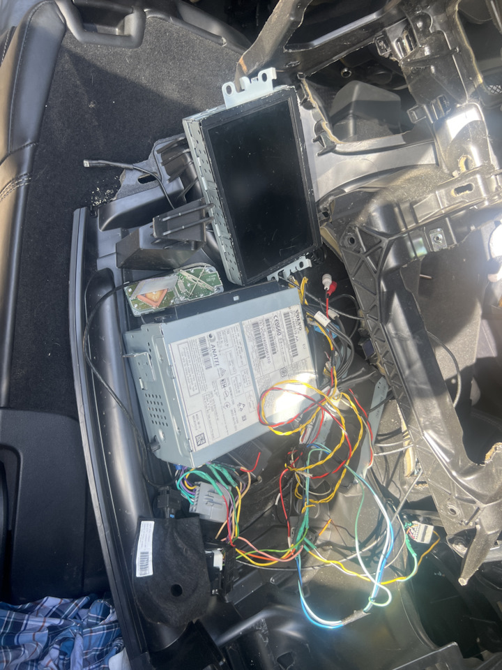 Комплект IHU на Volvo XC70 III. Б/у | 30 000 ₽ в городе Москва | DRIVE2