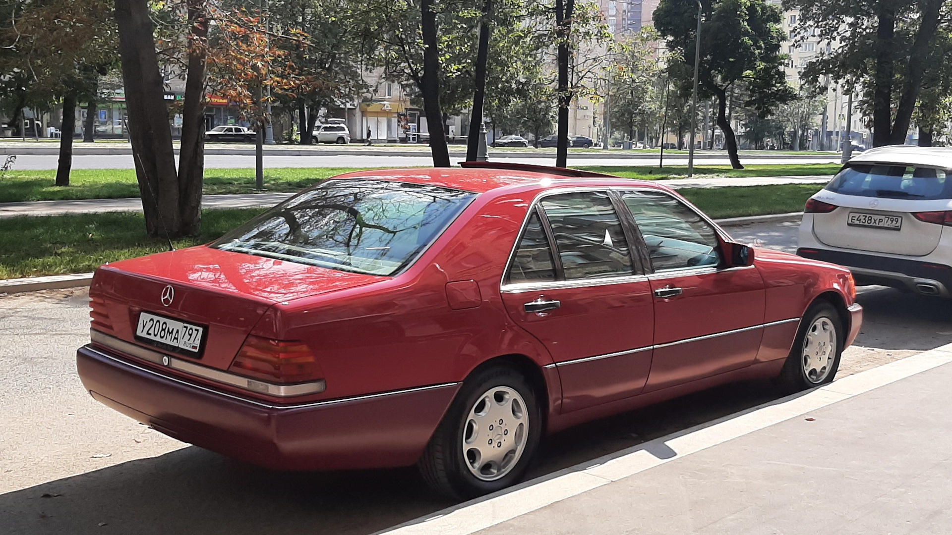 Mercedes-Benz S-Class (W140) 2.8 бензиновый 1993 | The Red Machine на ...