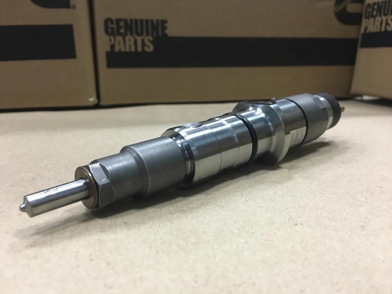 Форсунка Bosch на двигатель Cummins ISLe 4930485 0445120241 — Астра ...