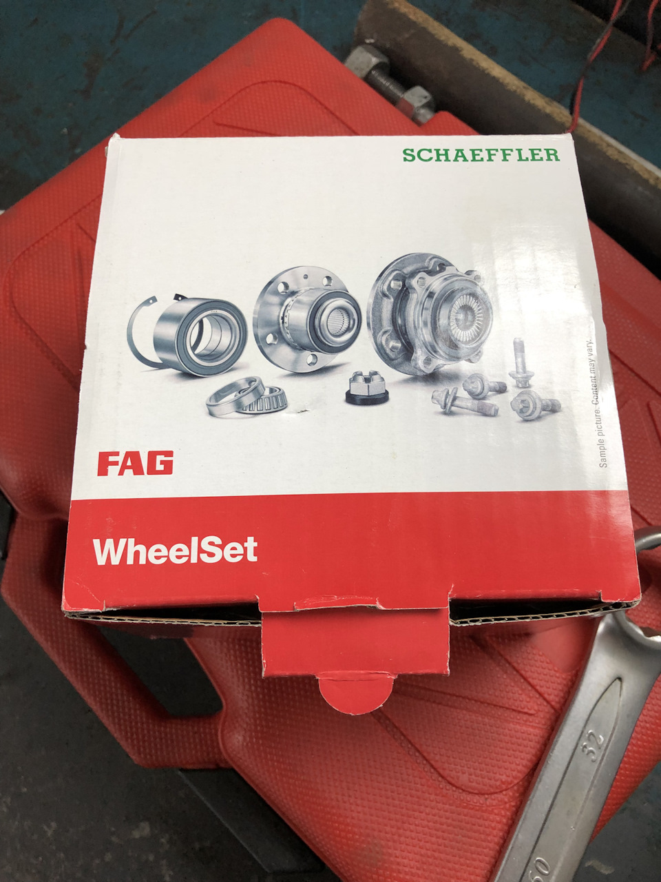 Замена ступичного подшипника — Volvo XC60 (1G), 2,4 л, 2014 года ...