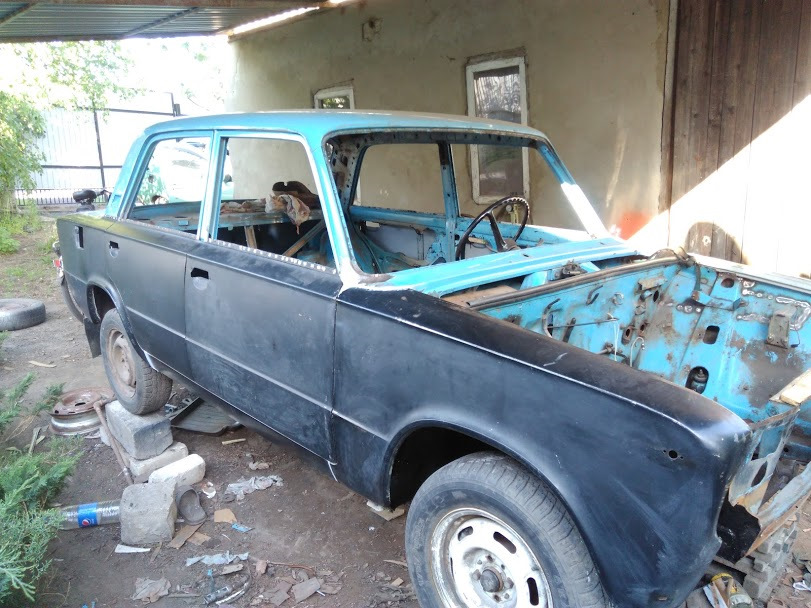 Установка и подгонка по зазорам передних крыльев, а также их приварка ...