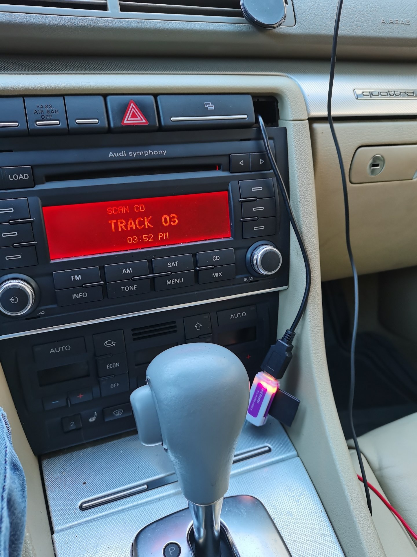 Usb adapter на симфонию — Audi A4 (B7), 2 л, 2008 года | автозвук | DRIVE2