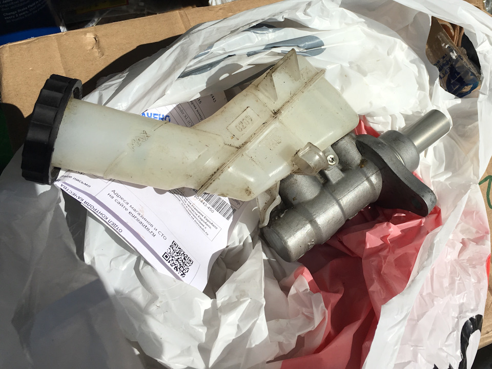 Главный тормозной цилиндр от Outlander XL — Mitsubishi Lancer X, 1,8 л ...