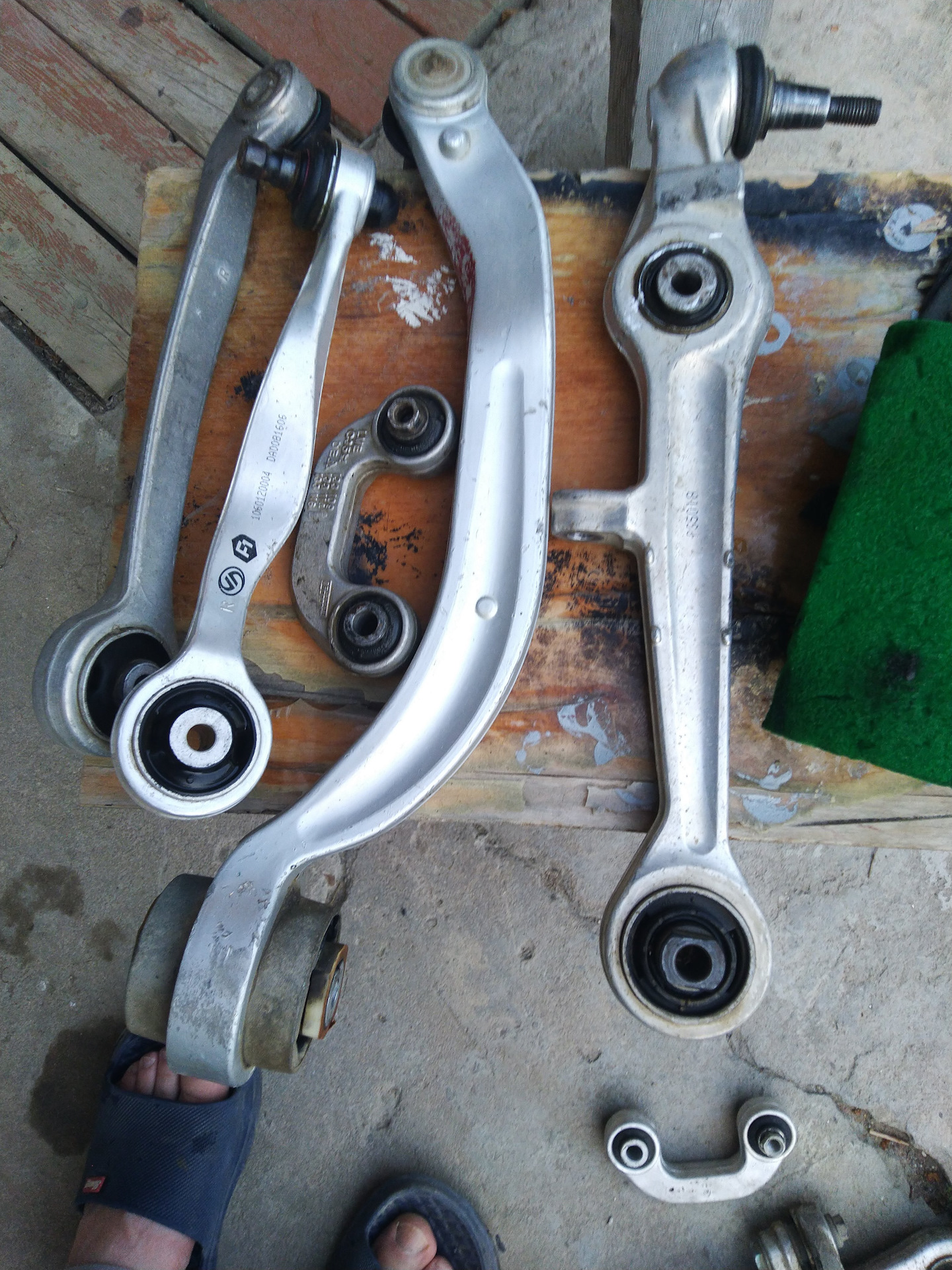 Volkswagen Golf Mk2 1.6 бензиновый 1985 | -- трофейный Panzer II на DRIVE2