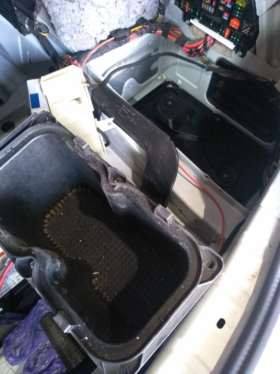 Раздвоенный выхлоп BMW F10 535i с двойными насадками — BMW 5 series ...