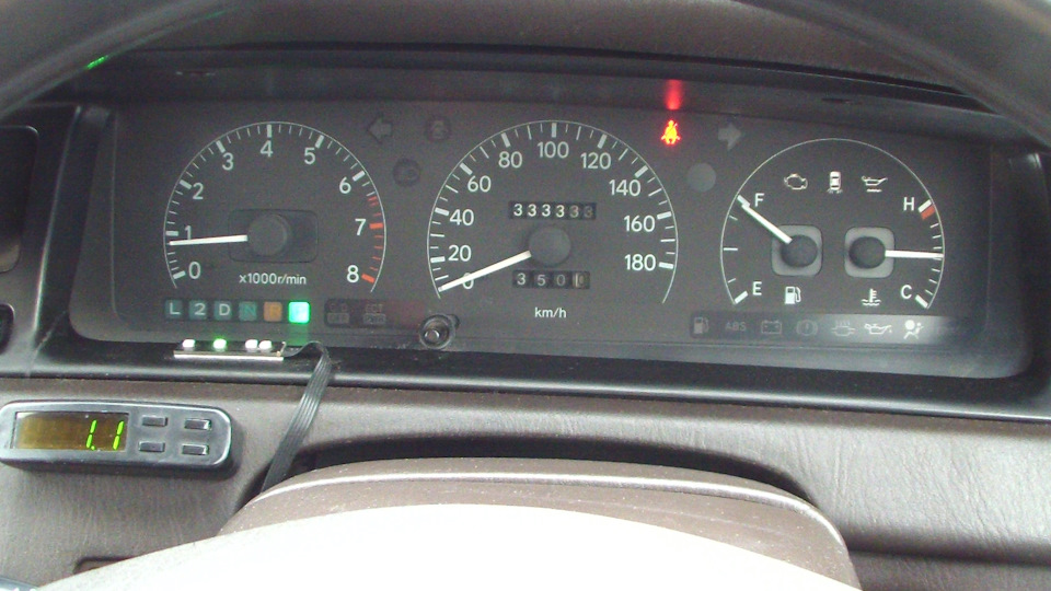 Замена регулятора давления топлива, ДПДЗ, заглушки люка АКПП — Toyota ...