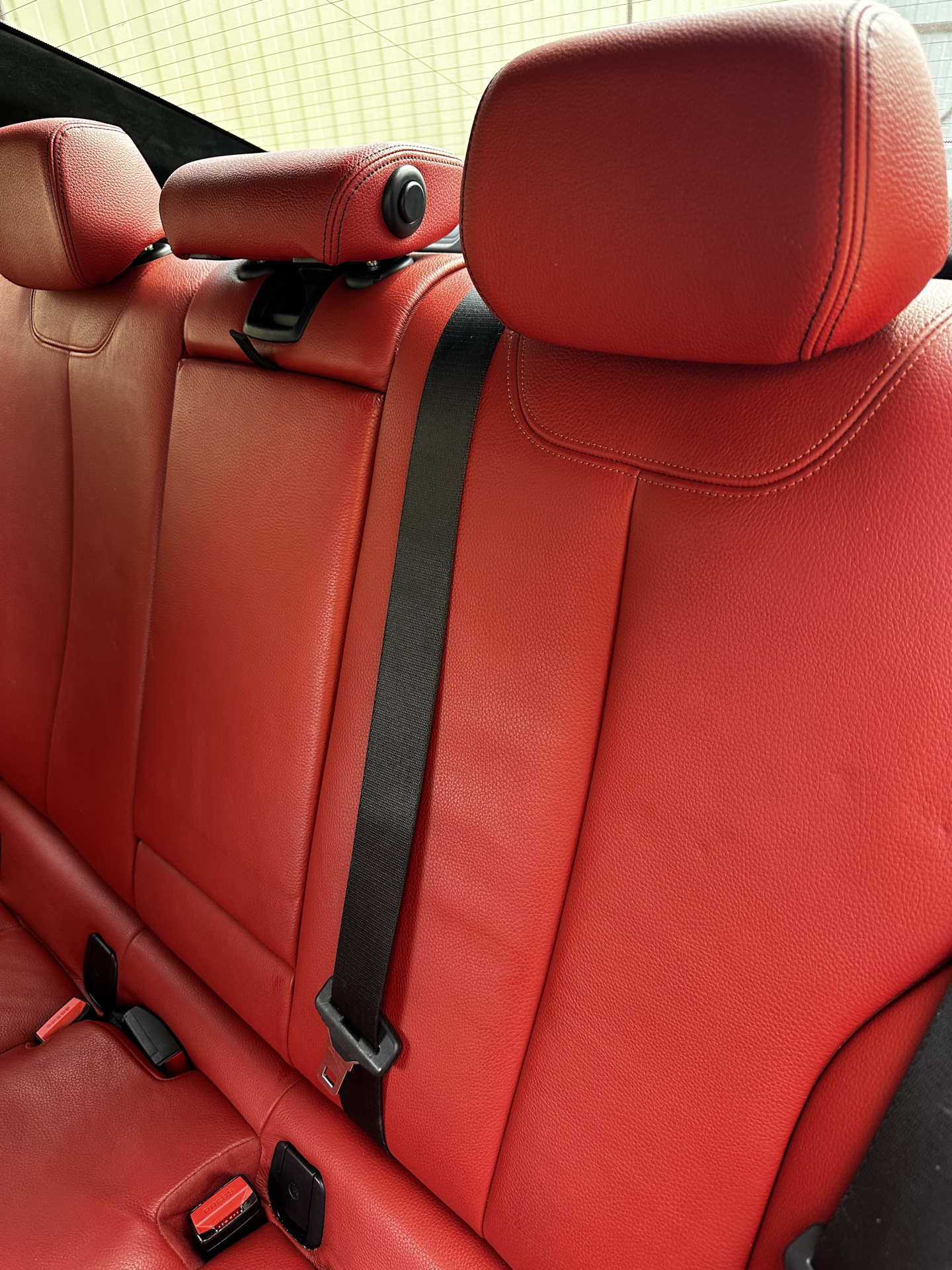 Ремень безопасности для складного дивана — BMW 3 series (F30), 2 л ...