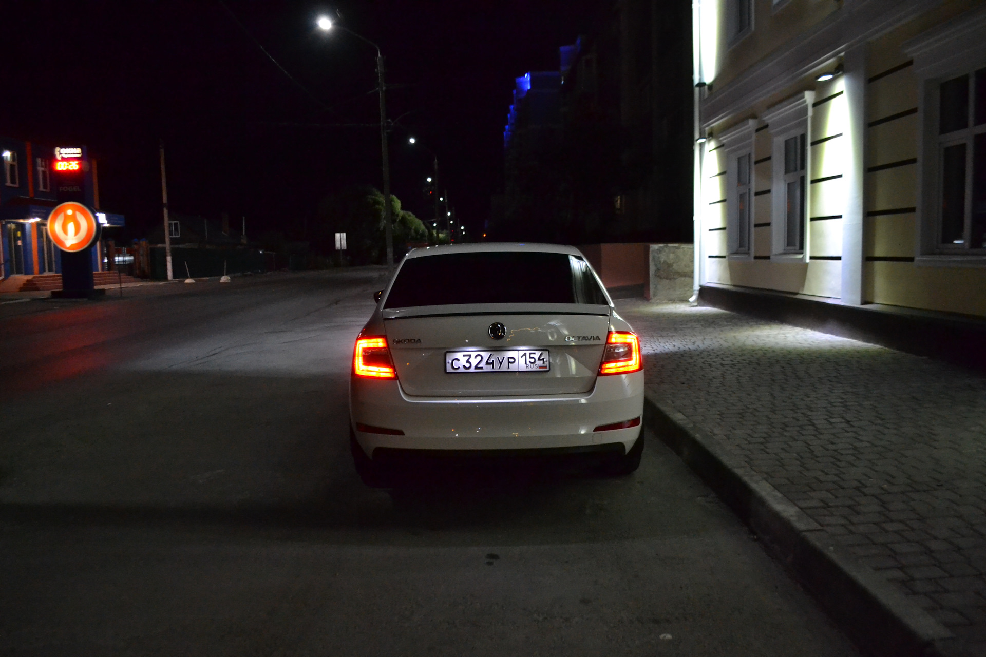 LED фонари — Skoda Octavia Mk3, 1,6 л., 2014 года | стайлинг | DRIVE2