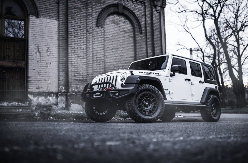 Jeep Wrangler Rubicon | Japan Racing JRX10 — Megawheel.ru на DRIVE2