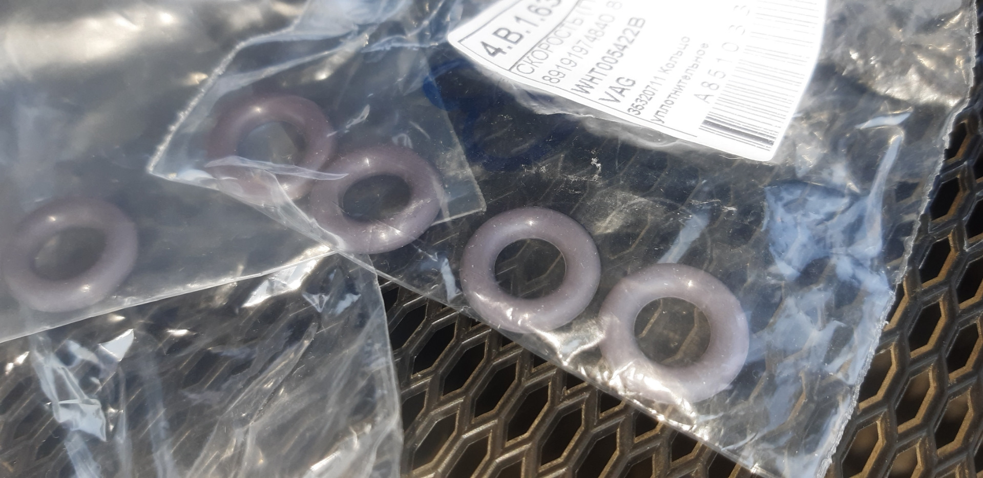 Замена уплотнительных колец топливных форсунок, косточек переднего ...