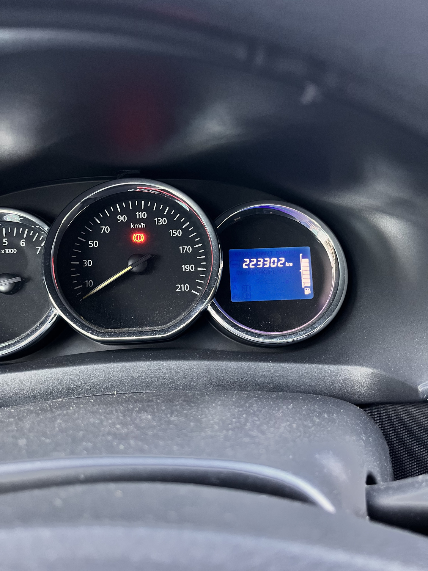 Замена масла в ГУР — Renault Logan (2G), 1,6 л, 2014 года | техосмотр ...