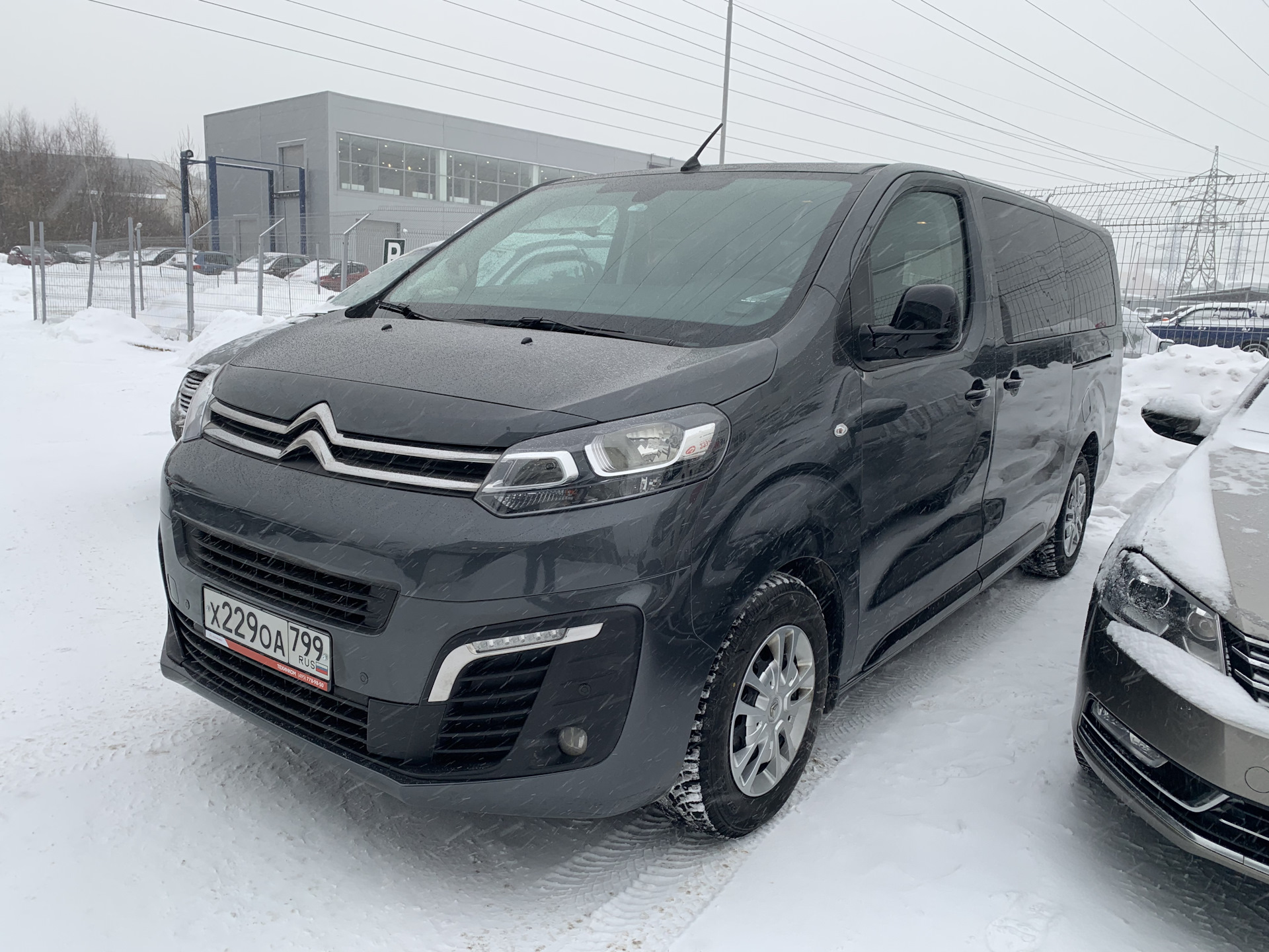 Check Engine замена бачка мочевины — Citroen Spacetourer, 2 л, 2018 ...