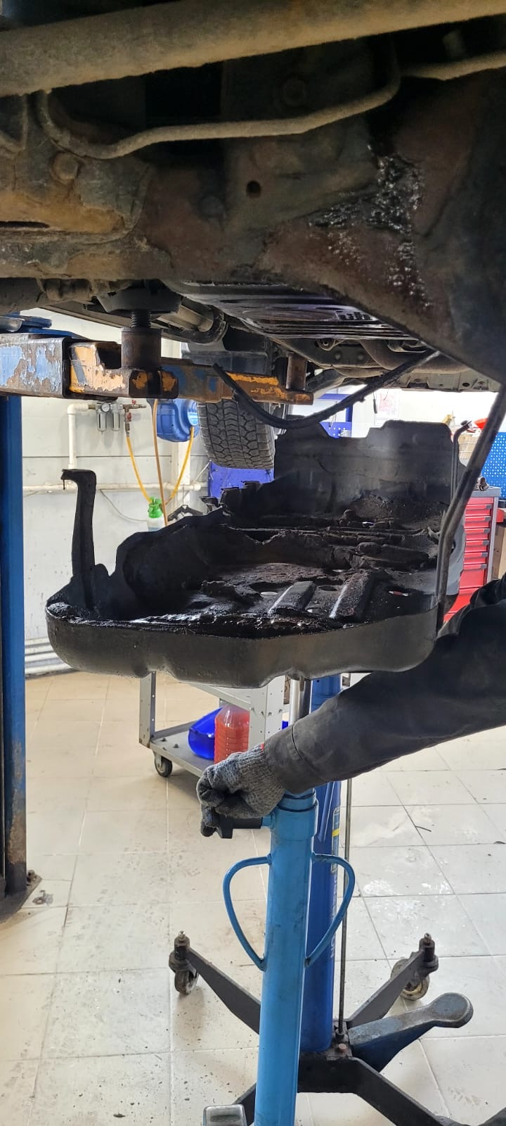 Замена тормозных трубок. — Toyota Land Cruiser Prado 120-series, 4 л ...