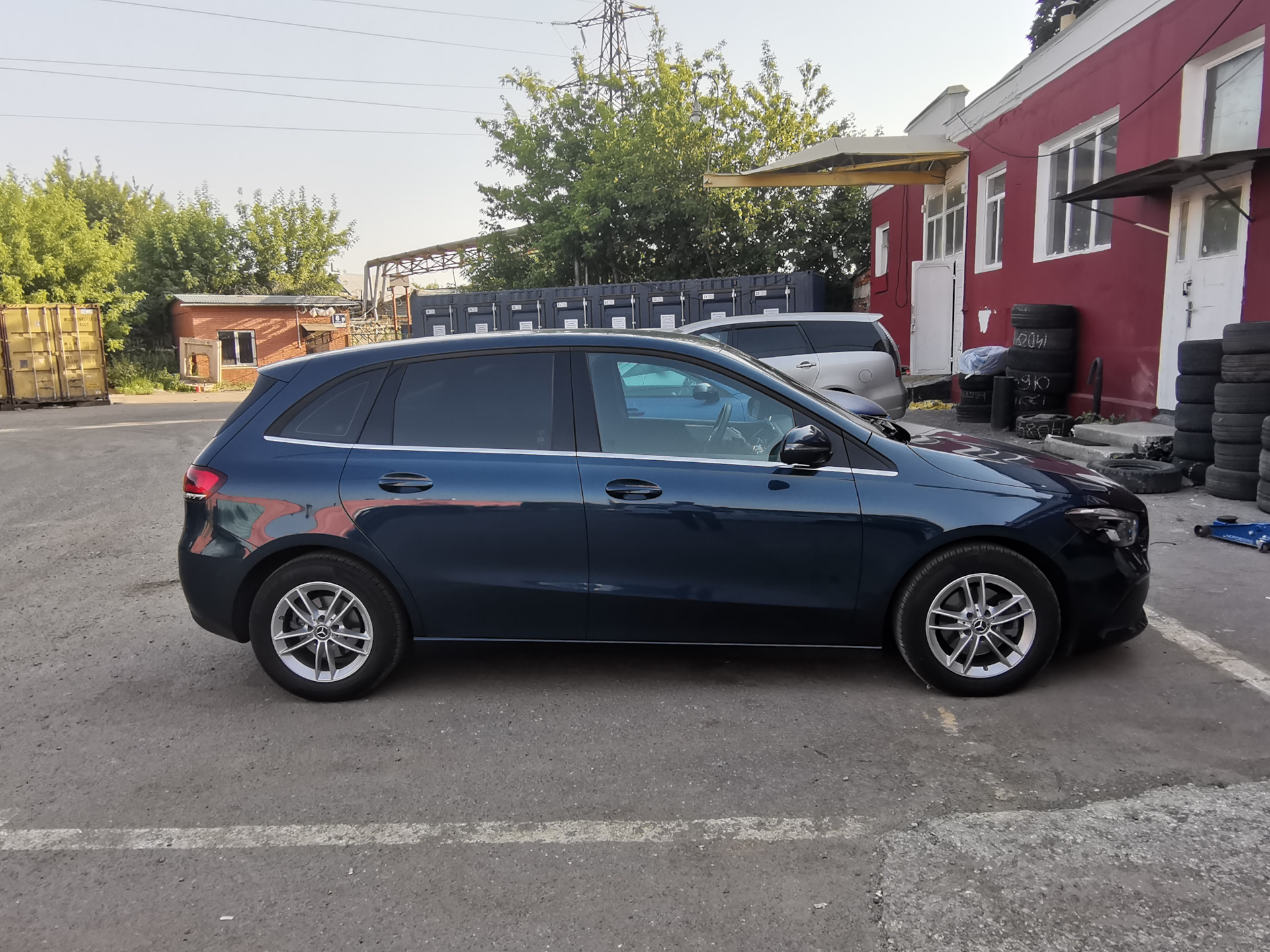 R17 vs R16 — Mercedes-Benz B-Class (W247), 1,3 л, 2020 года | колёсные ...