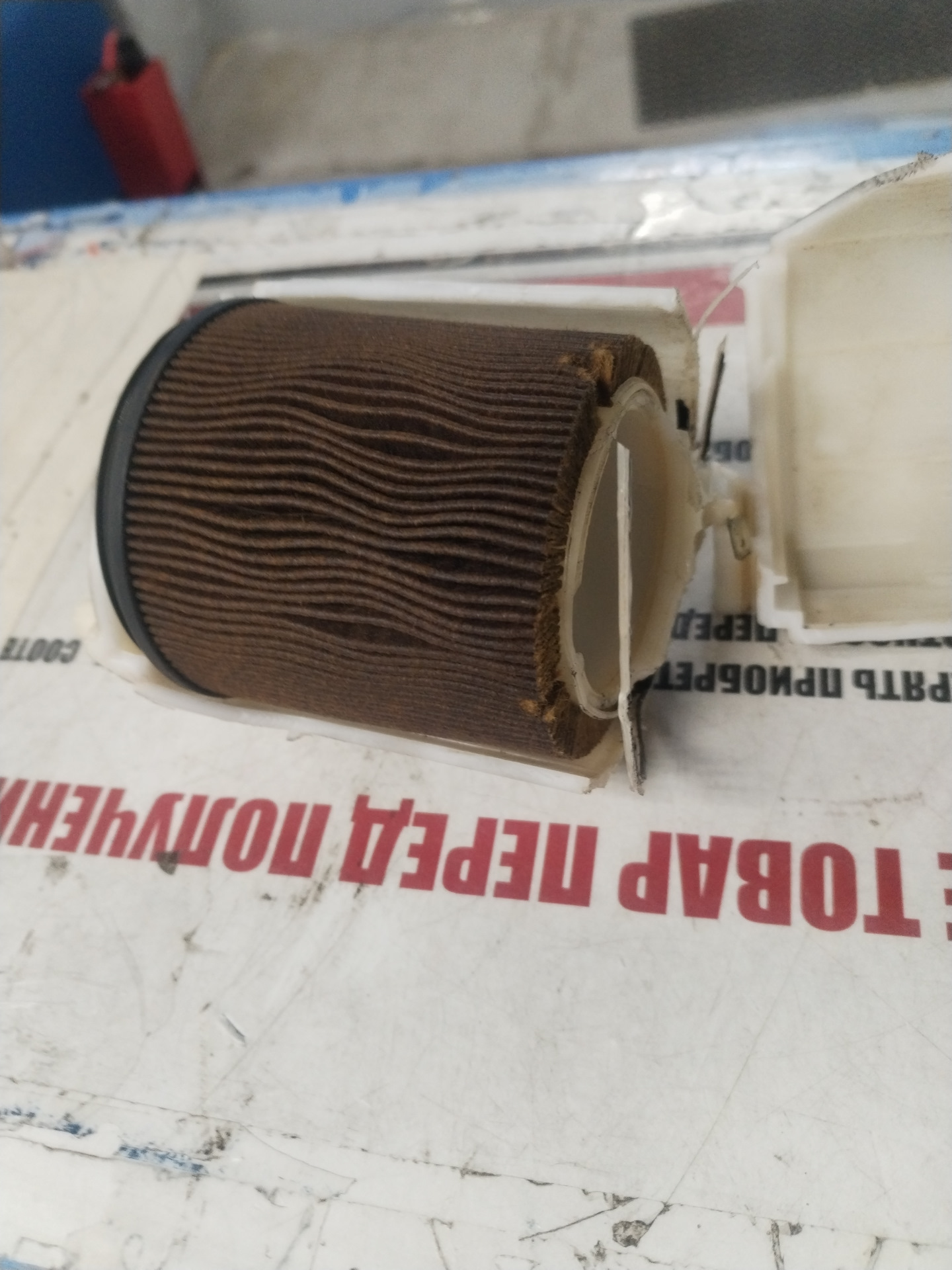 Замена топливного фильтра — Hyundai Creta (1G), 1,6 л, 2018 года ...