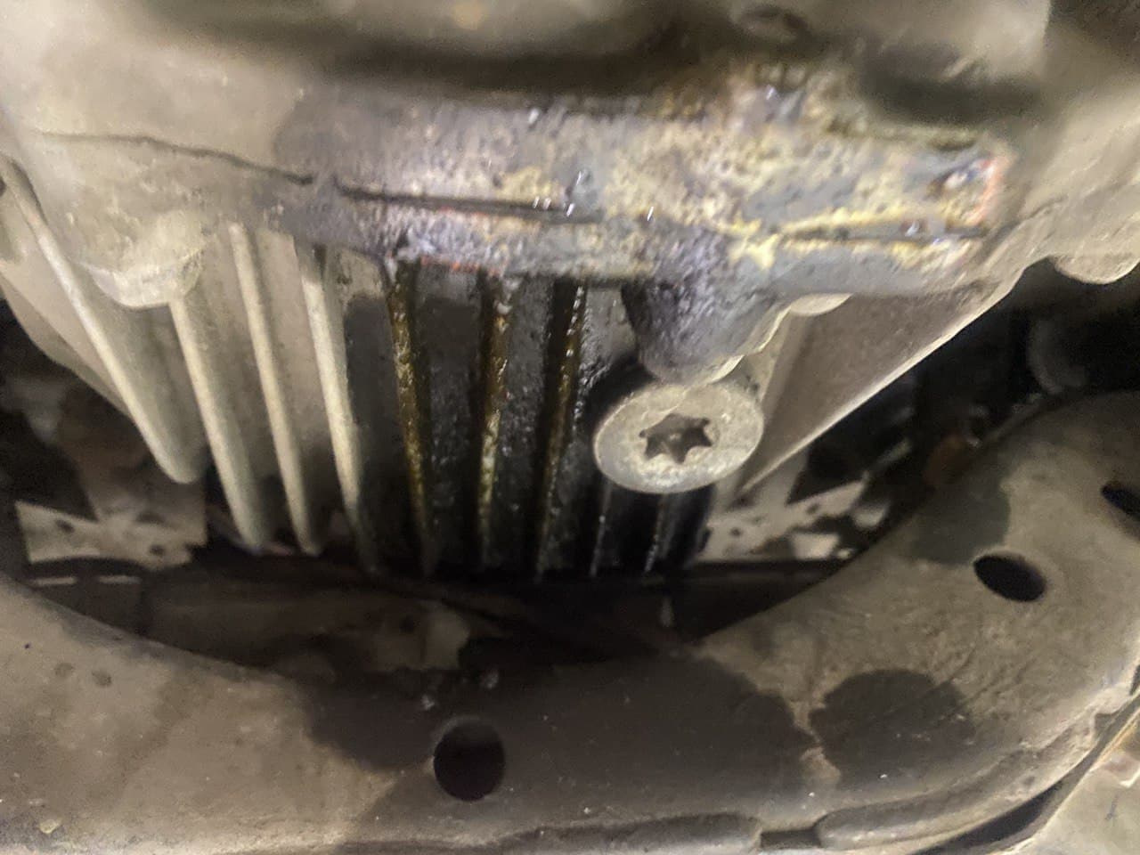 Замена сальника гидромуфты — Subaru Outback (BR), 2,5 л, 2014 года ...