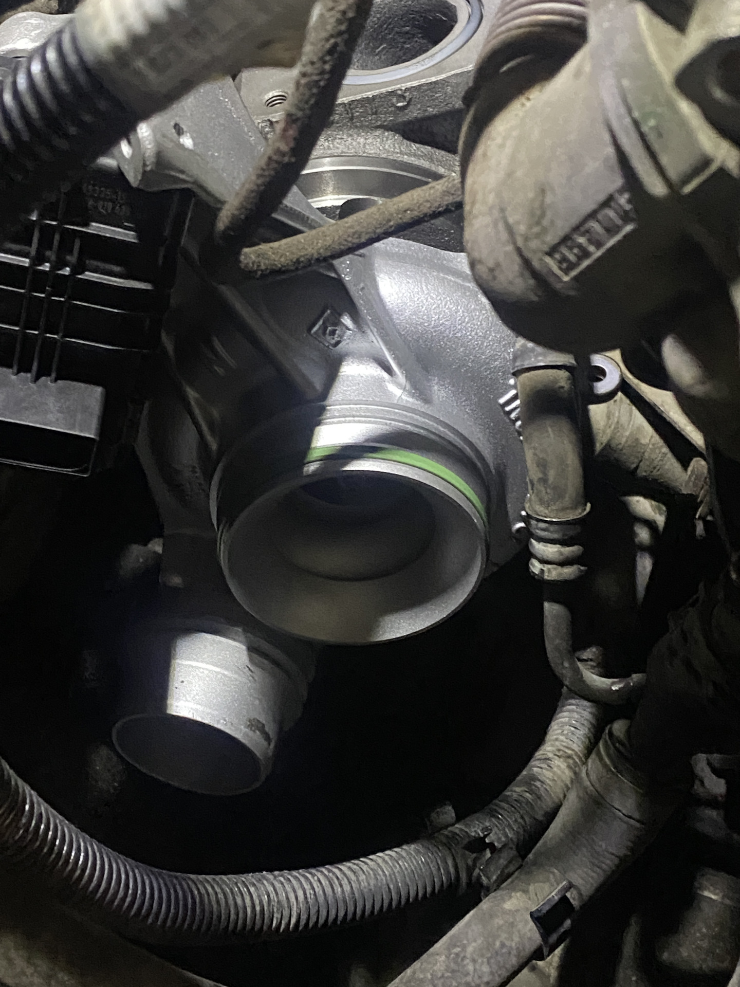 Замена турбины — BMW 1 series (F20), 2 л, 2012 года | поломка | DRIVE2