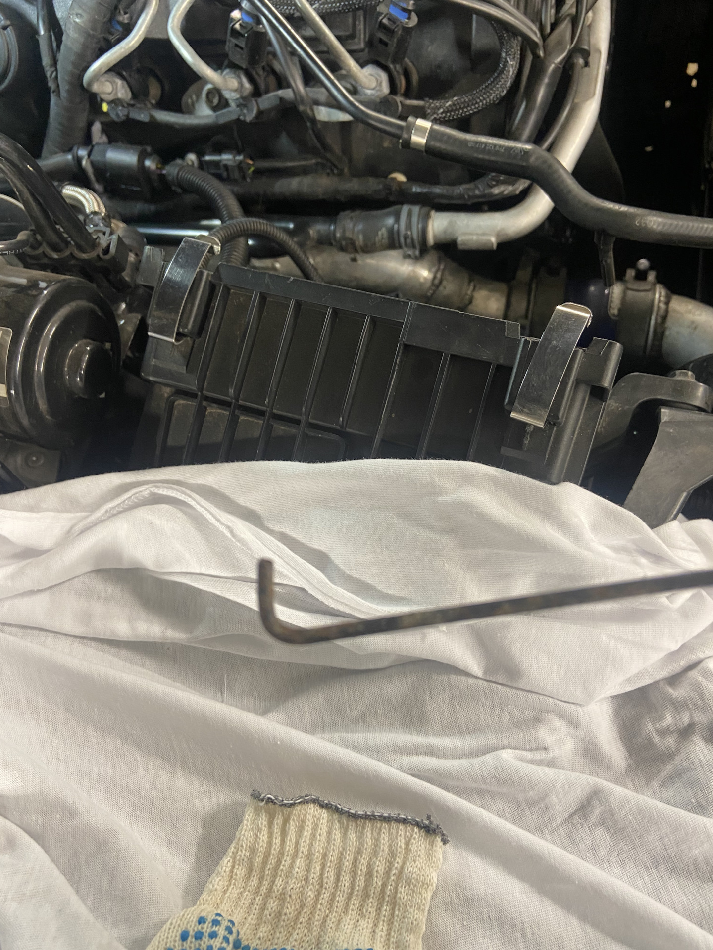 Клапан КВКГ двигатель CRCA — Volkswagen Touareg (2G), 3 л, 2012 года ...