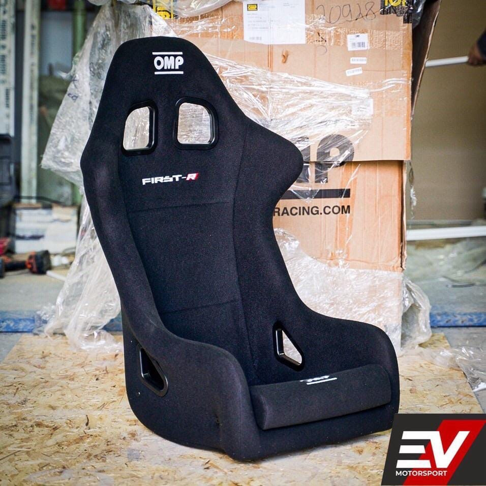 Кресло для автоспорта OMP FIRST-R — EVmotorsport на DRIVE2