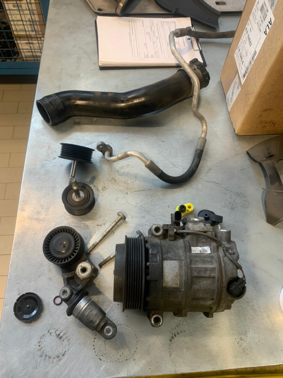 Замена натяжителя — Porsche Panamera (1G) 970, 4,8 л, 2010 года | визит ...