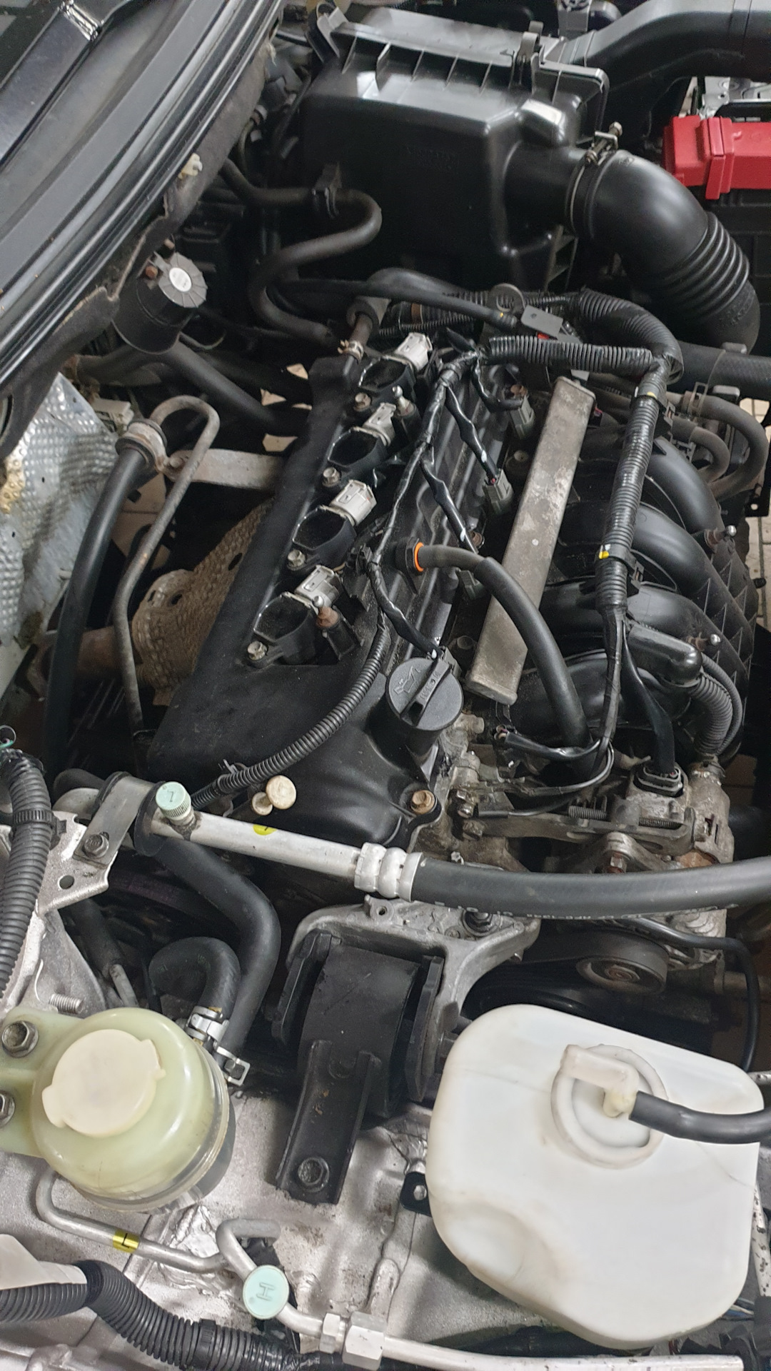 Замена цепи ГРМ, натяжителя и успокоителей — Mitsubishi Lancer X, 2 л ...