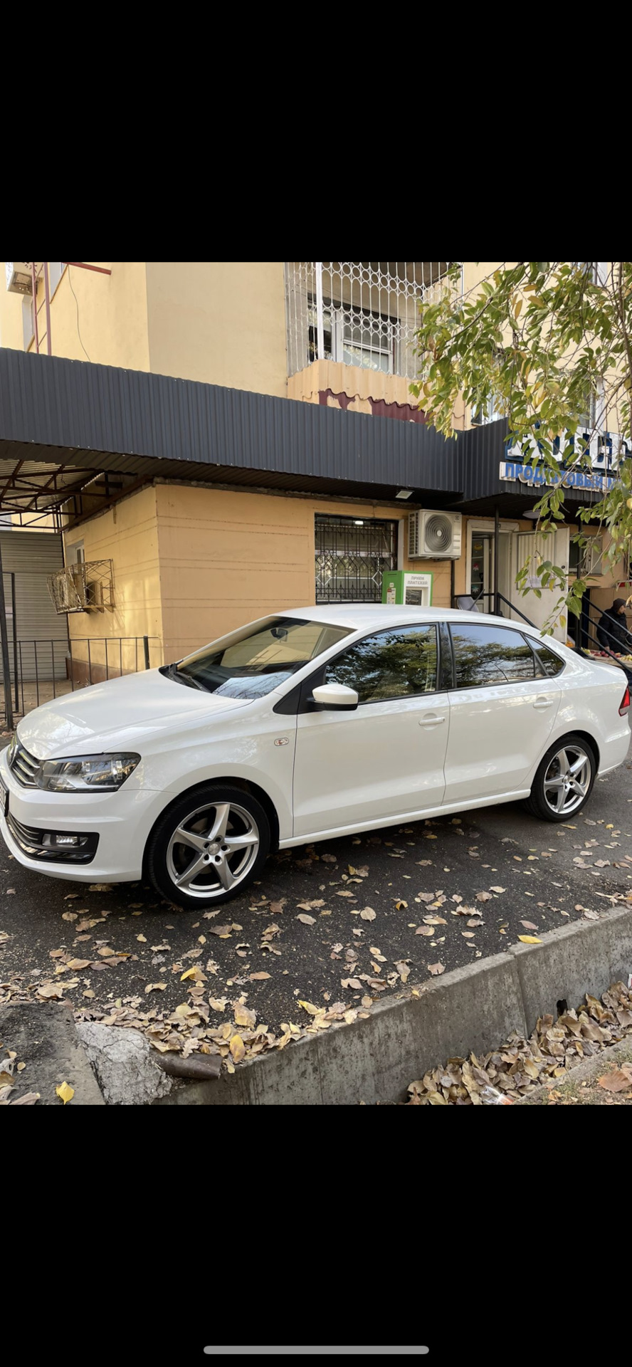 Пост бывшей — Volkswagen Polo Sedan, 1,6 л, 2018 года | тюнинг | DRIVE2