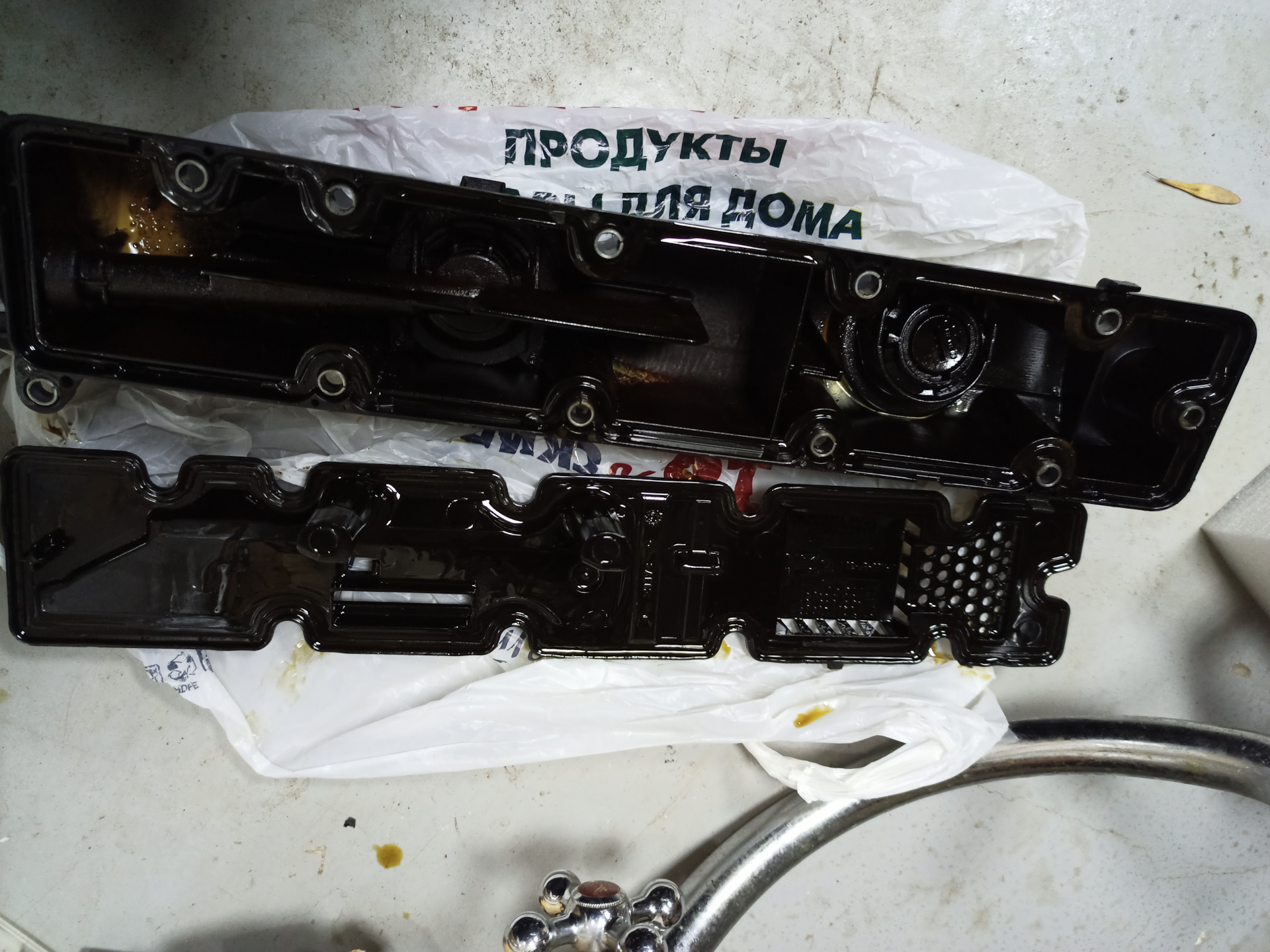 #95 Замена свечей зажигания, передней клапанной крышки — Peugeot 307 SW ...