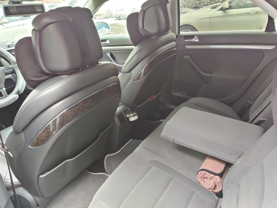 Комфорт+++(Audi A8), Sal-man, Pirelli — Volkswagen Jetta V, 1,6 л, 2010 года | тюнинг | DRIVE2