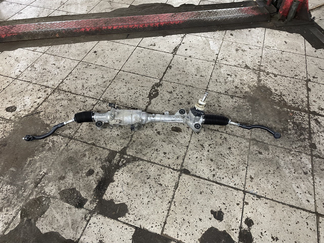 Ревизия рулевой рейки — Mazda 6 (2G) GH, 2 л, 2012 года | визит на ...