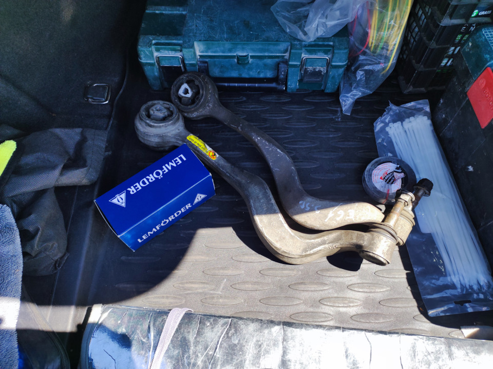 Тук тук — это подвески стук — BMW 5 series (E60), 3 л, 2004 года ...