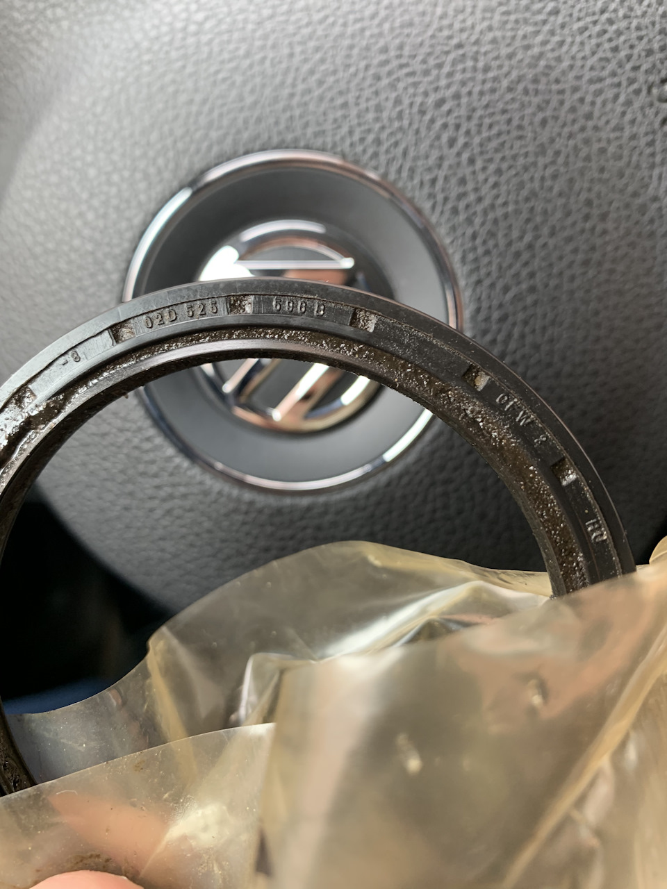 02D525596B Сальник дифференциала (67x83x8) / VAG | Запчасти на DRIVE2