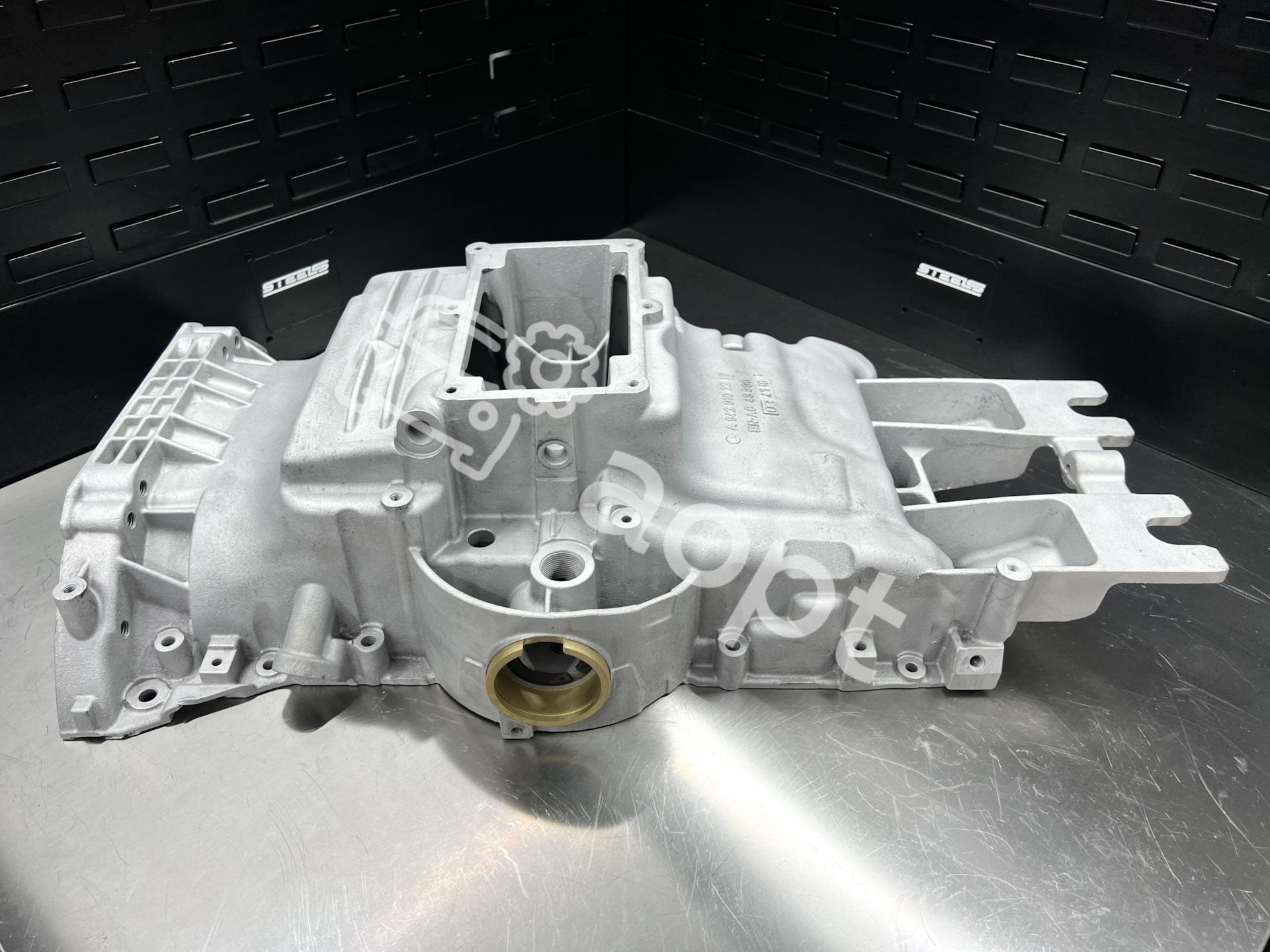 Масляный поддон Mercedes-Benz M642 V6 3.0L CDI, W212, W213 E350d, W463 ...