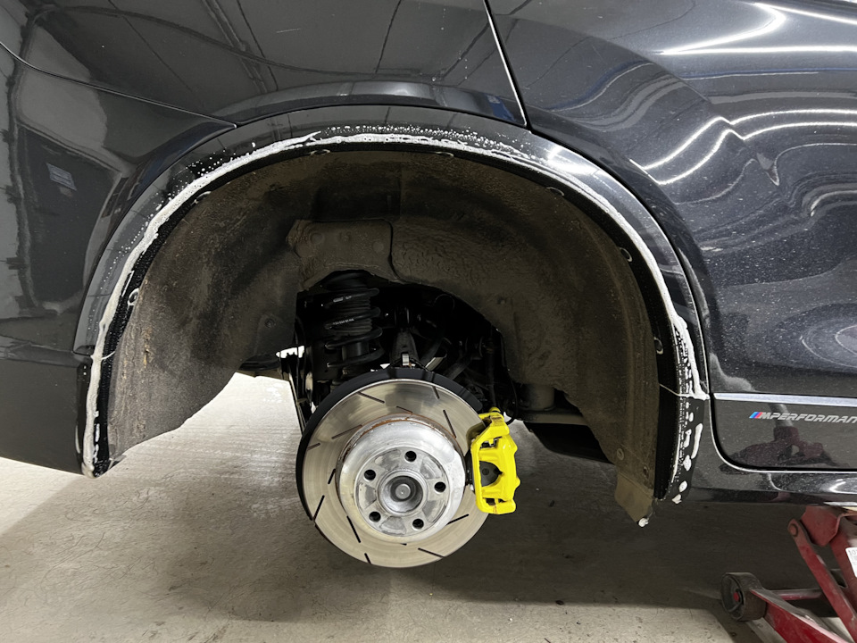 Расширители задних колесных арок — BMW X3 (F25), 2 л, 2015 года ...