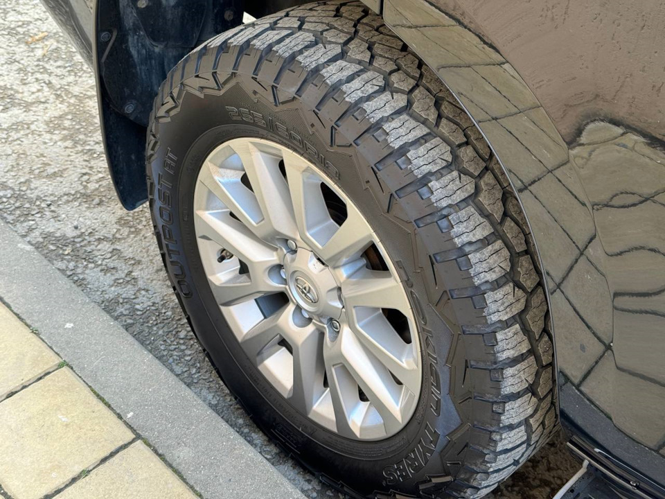 Матовый чернитель резины — Toyota Land Cruiser Prado 150-series, 2,8 л ...
