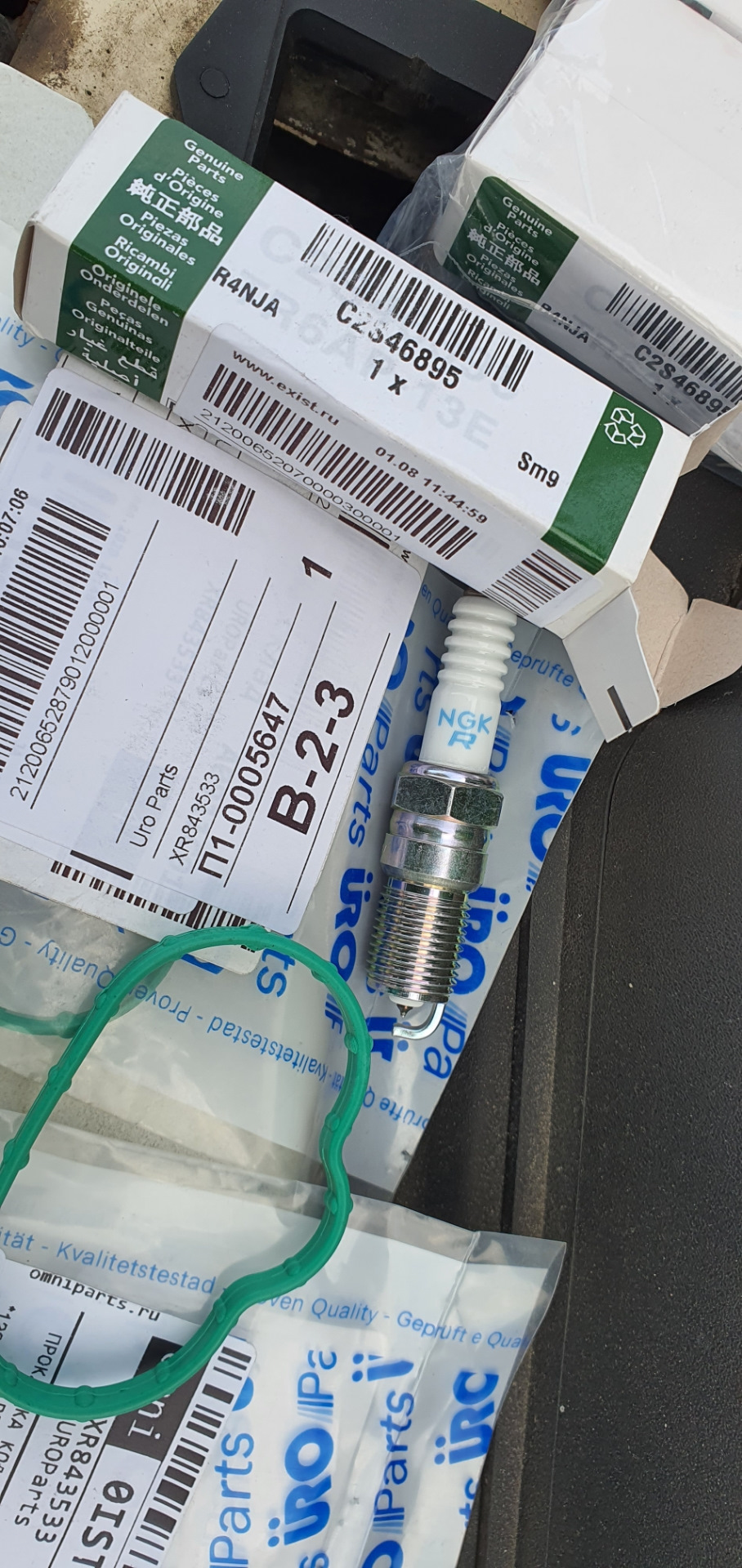 Менял на 199т.км. свечи…не без косяков — Jaguar XF (1G), 3 л, 2010 года ...