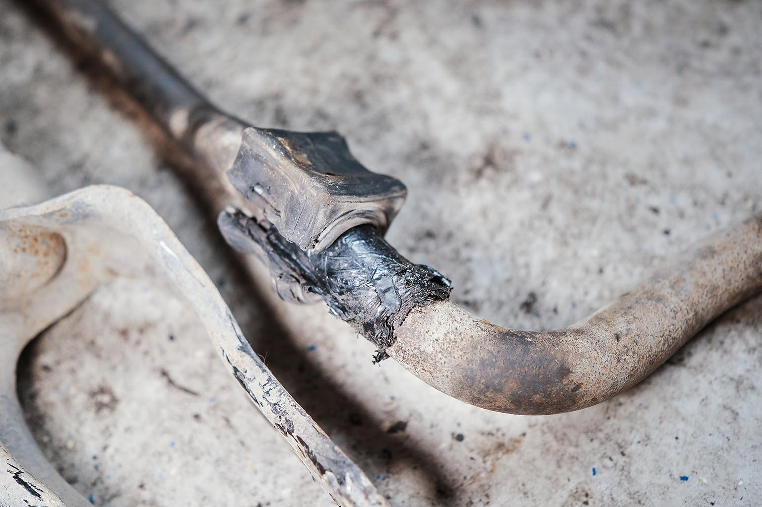 Втулки переднего стабилизатора Гранд Чероки WK2 — Mopar plus на DRIVE2