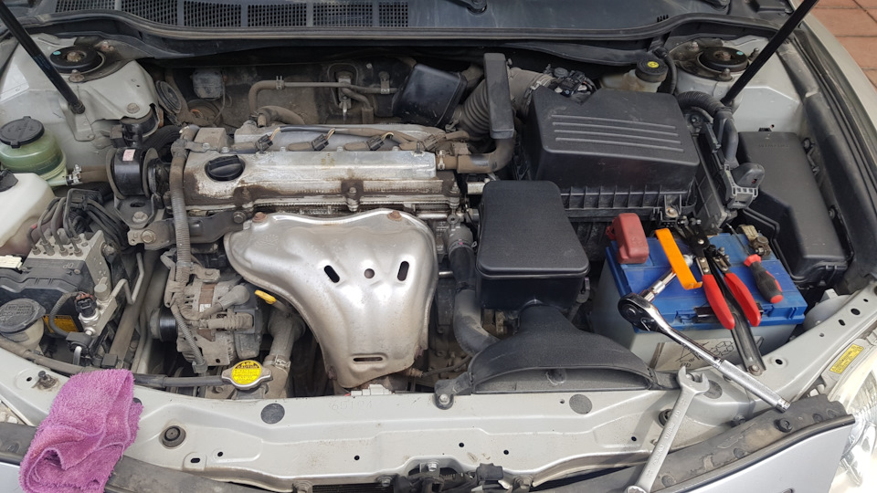 Чистим клапан вентиляции картерных газов — Toyota Camry (XV40), 2,4 л ...